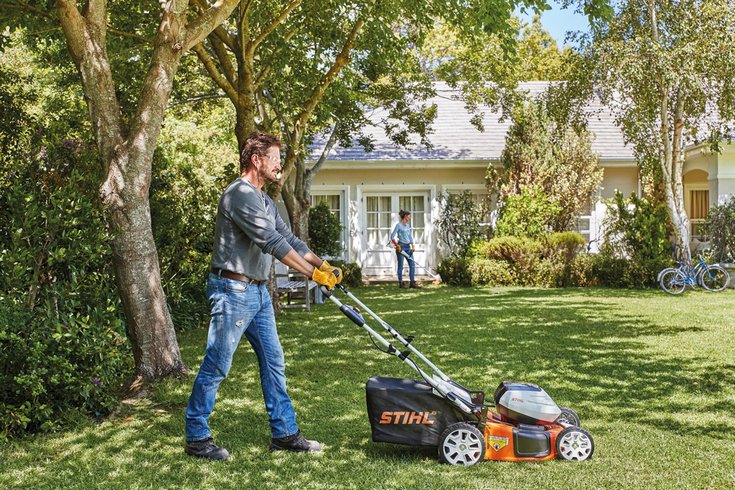 11 Tips for More Effective Mowing 11 Tips for More Effective Mowing